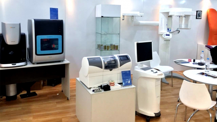 SIRONA usado CEREC MC XL premium Pack AC Omnicam segunda mano 2 ecuador ...